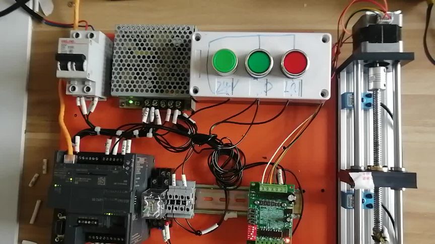 PLC实现简单运动控制,步进电机让滑块移动10mm