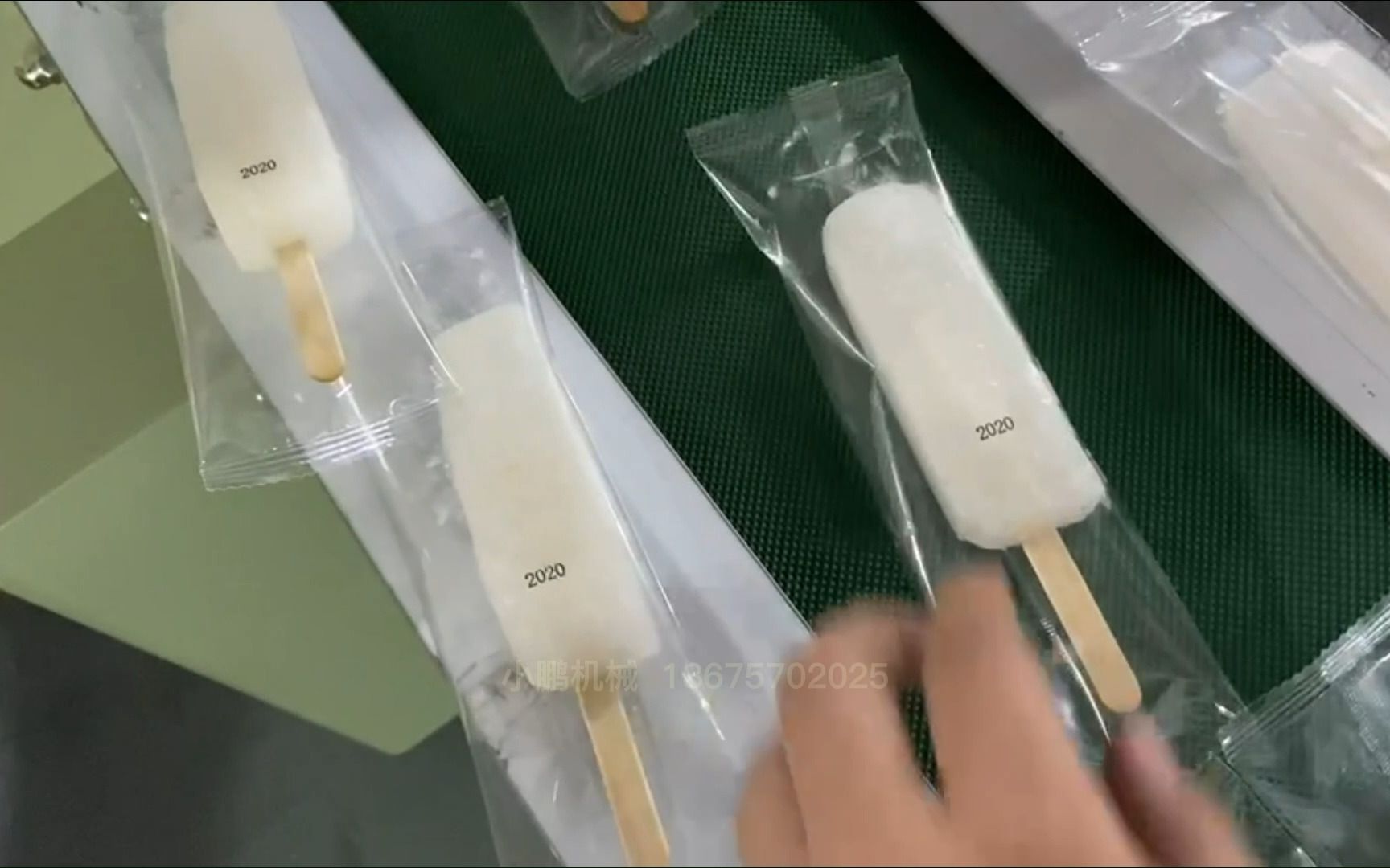 冰淇淋冰棍冰棒枕式包装机雪糕冰激凌冷冻食品装袋封口打包机设备 ...