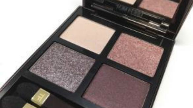 如何使用四色眼影盘,最适合新手最基本的使用方法