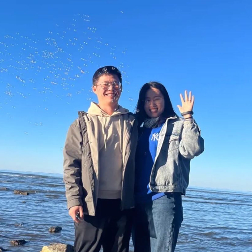 一只会飞的大橙子 