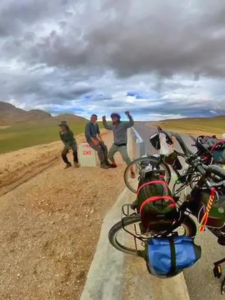 ...拍视频都是摆拍和运动相机 简单一点 用骑行记录我的青春 #浪计划