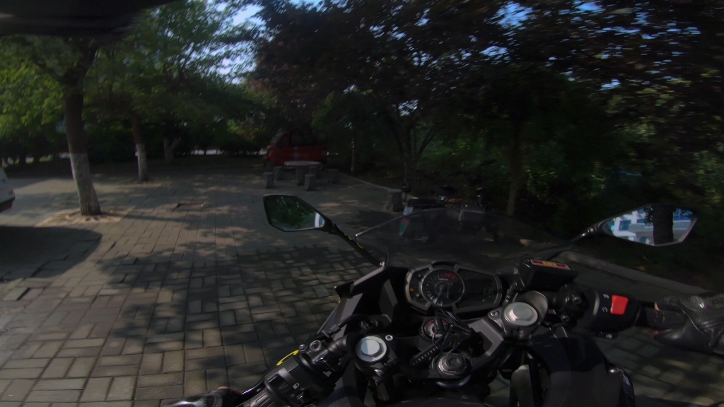 GoPro的quik还行,就是缺点也很明显…