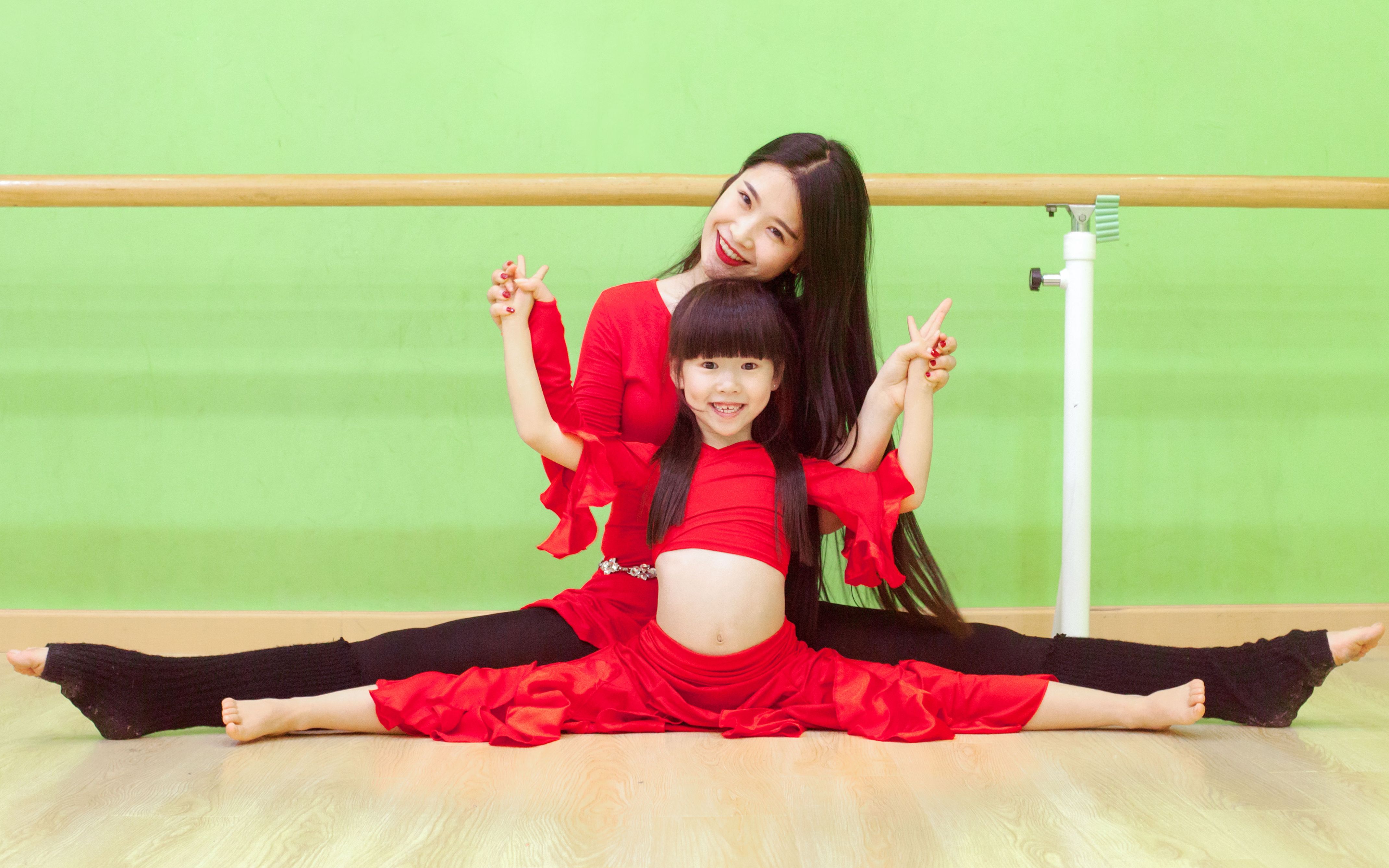 【单色舞蹈】厉害了我的宝宝 少儿肚皮舞 《BOSS》 999999