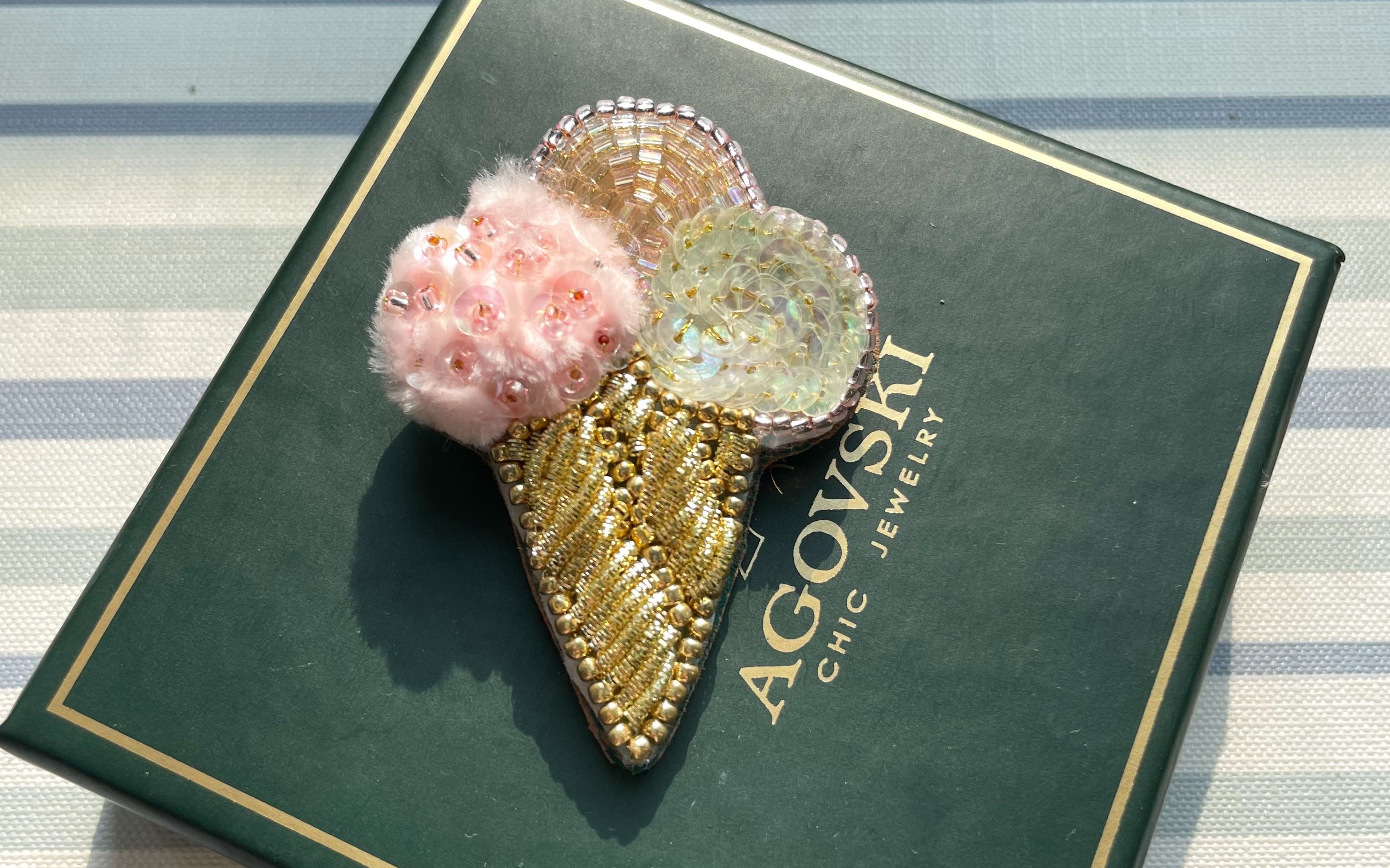 刺绣新手入坑,分享新买的刺绣工具,如何绷绣布和拓图的小技巧