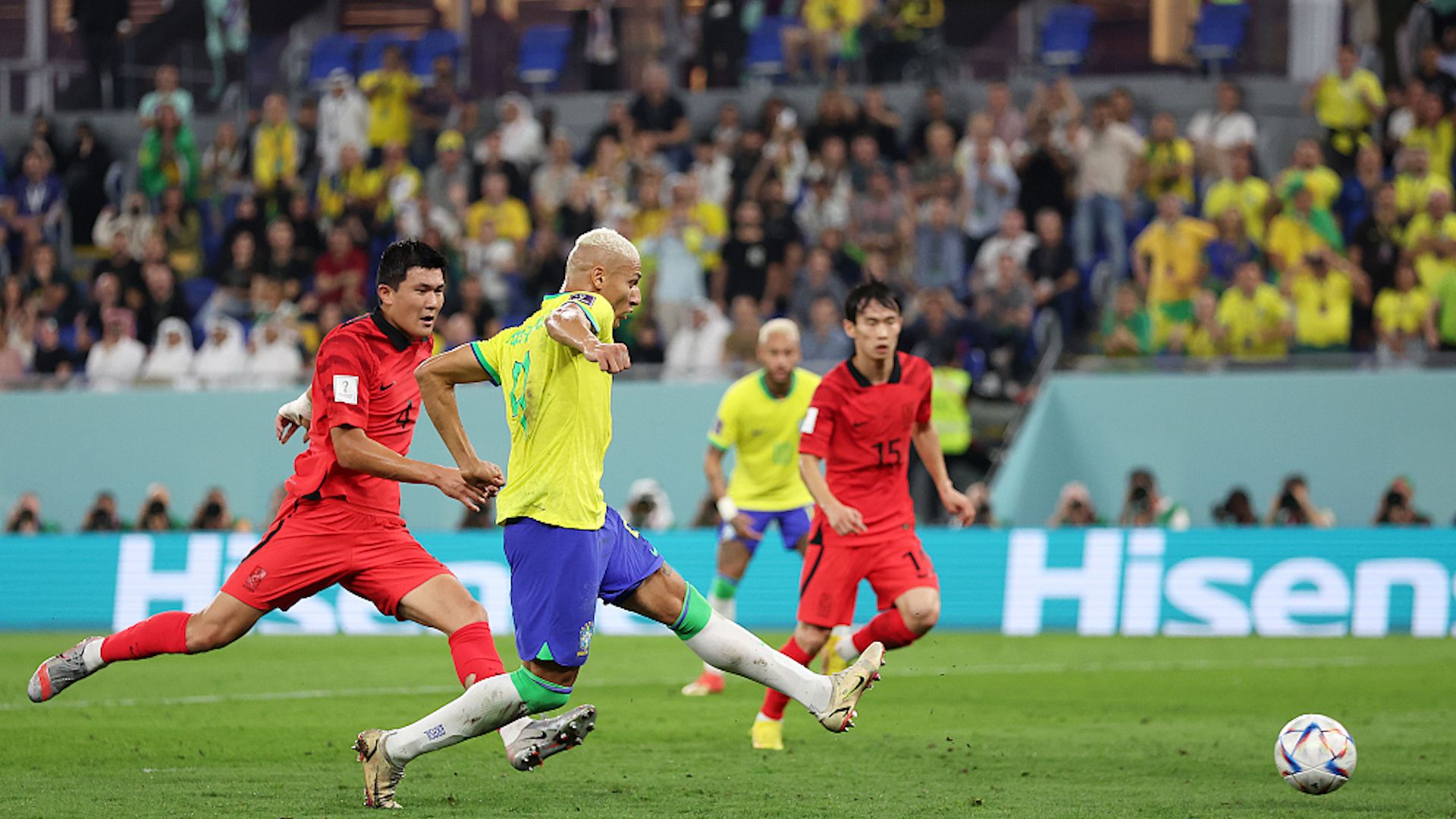 世界杯战报:克罗地亚队点球淘汰日本队 巴西队4-1韩国队晋级八强