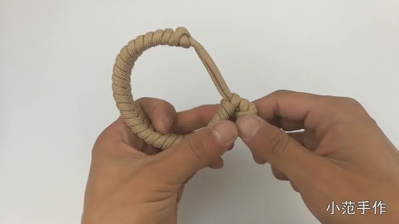 超级简单的一种编绳手链编法,看一遍就会了