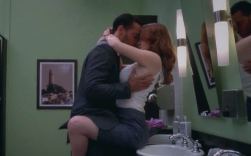 【船吻戏】艾普丽尔和艾弗里的二次厕所船戏【实习医生格蕾第八季第...