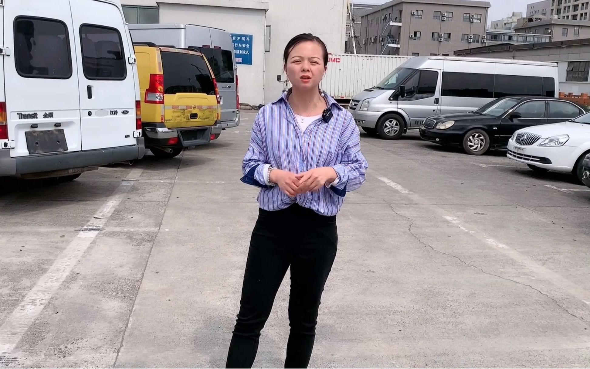 原来上海二手车市场,办理过户只需要1小时,小市场效率比较高