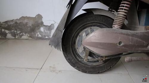 电动车真空胎慢跑气检查这三个地方准没错