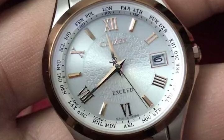 西铁城光动能手表亏电状态是两秒一跳,切记光动能手表不可长期放置...