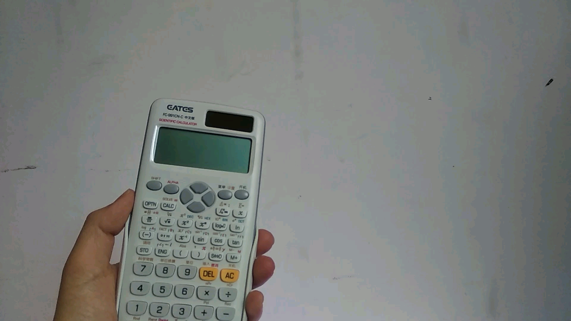 科学计算器EATES伊达时FC-991CN-C中文版调整显示对比度