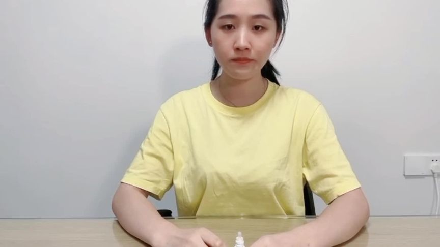 今天和大家普及一下滴耳液的使用方法! #中耳炎#外耳道炎