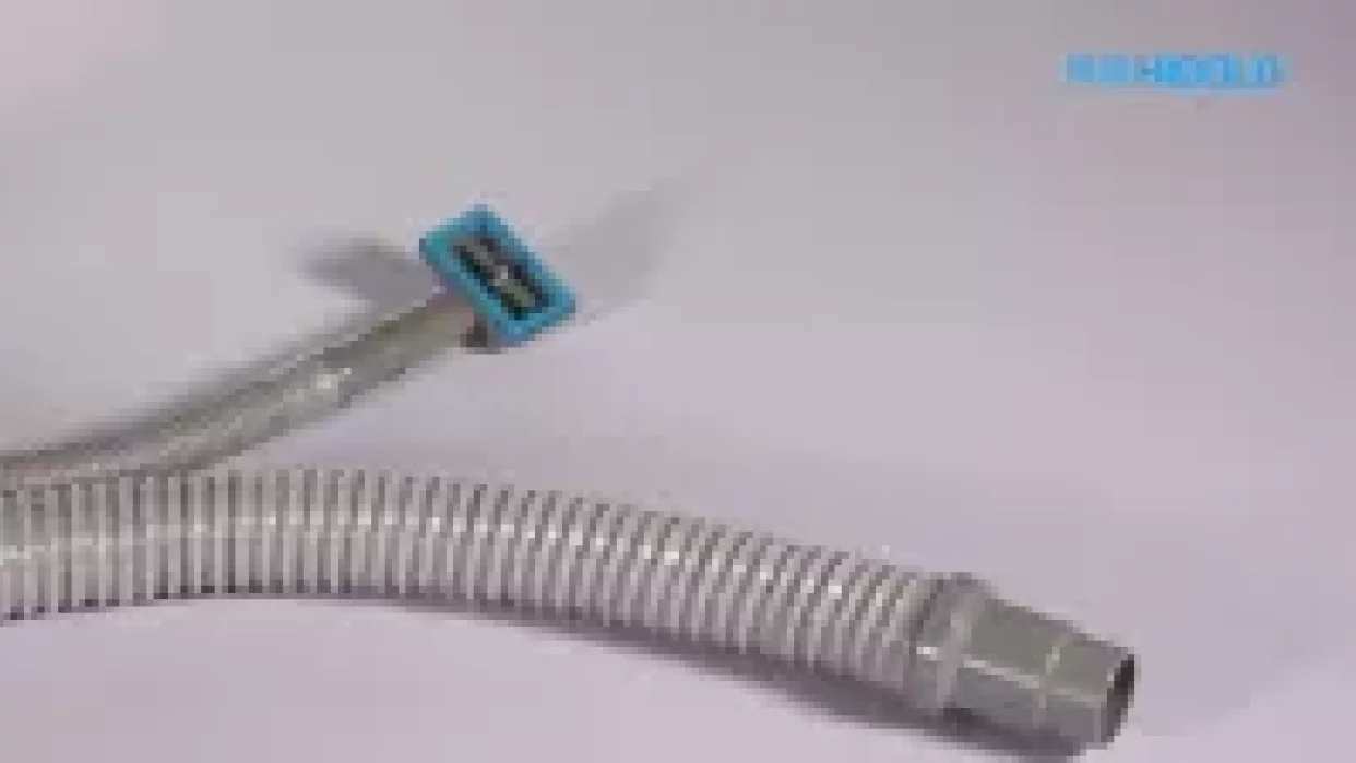 水槽下水器和下水管安装