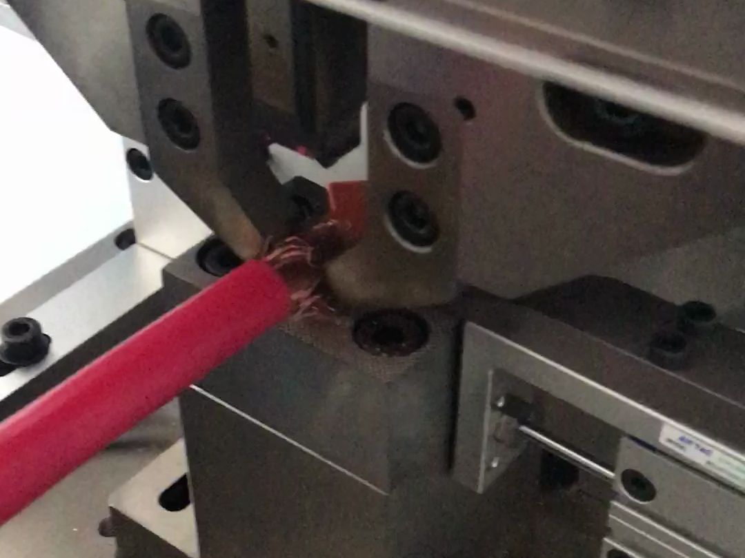 50平方铜线铜排焊接机,大平方线束端子焊接设备,焊永超声制造