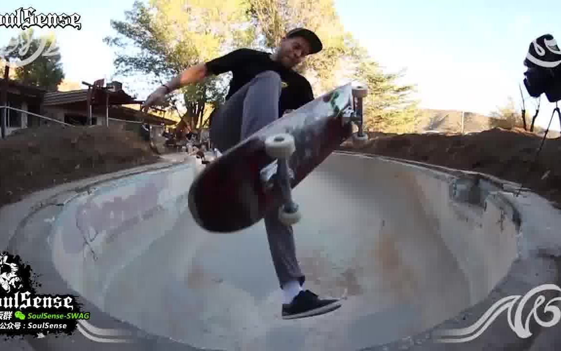 [巅峰时刻]滑板U型池比赛 这是一场有深度也有高度的较量