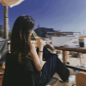 L小艺yxy耶椰 