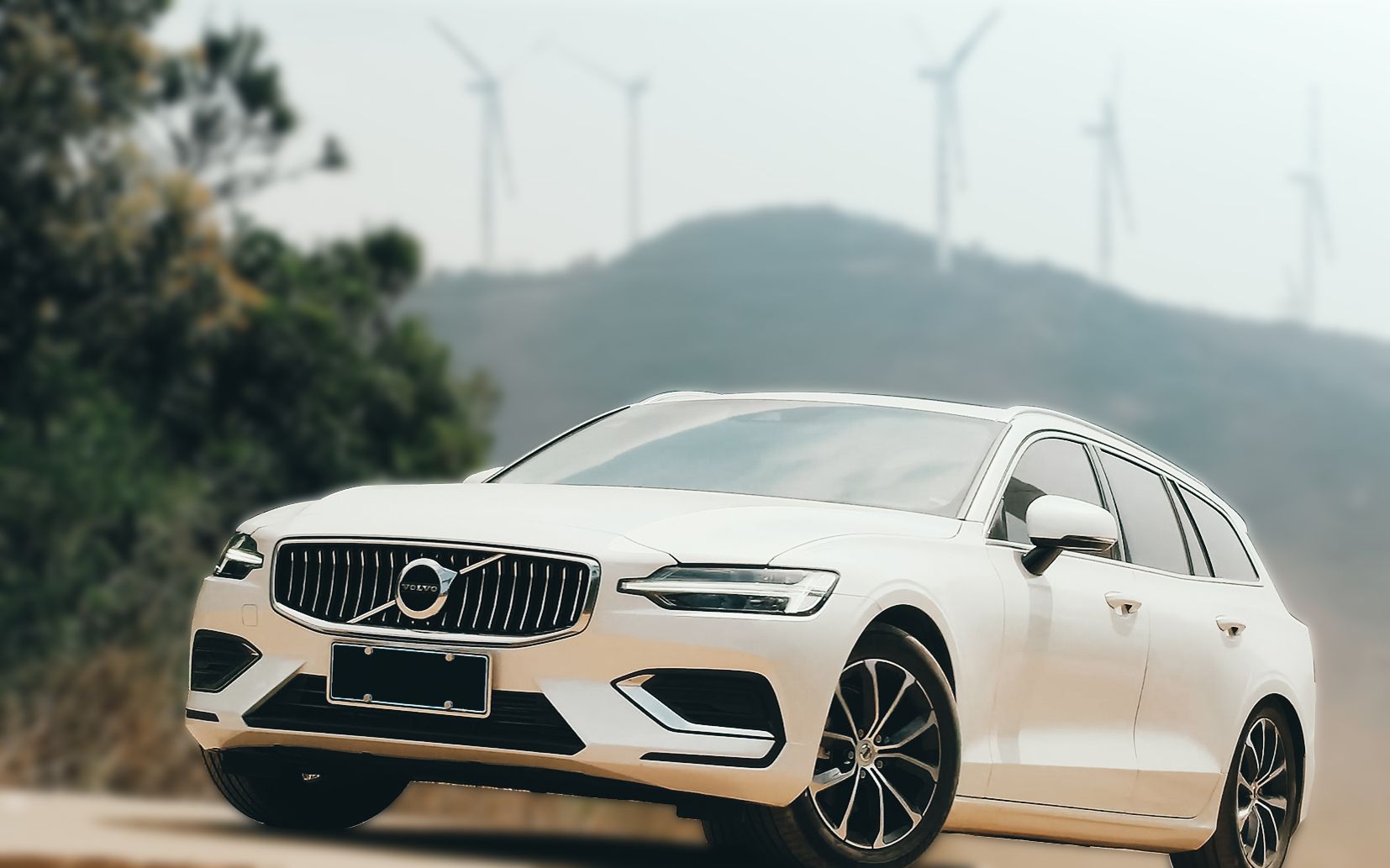 粉丝投稿赏析 | 瓦罐联盟《拥抱内心的宇宙》沃尔沃 V60汽车短片...