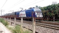 HXD30823牵引K237次列车