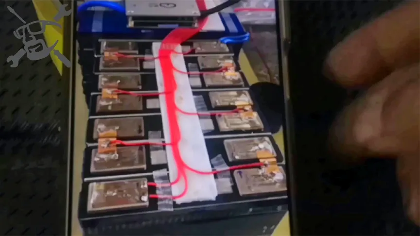 上海粉丝自制锂电池,主动均衡保护板,布线漂亮,完美