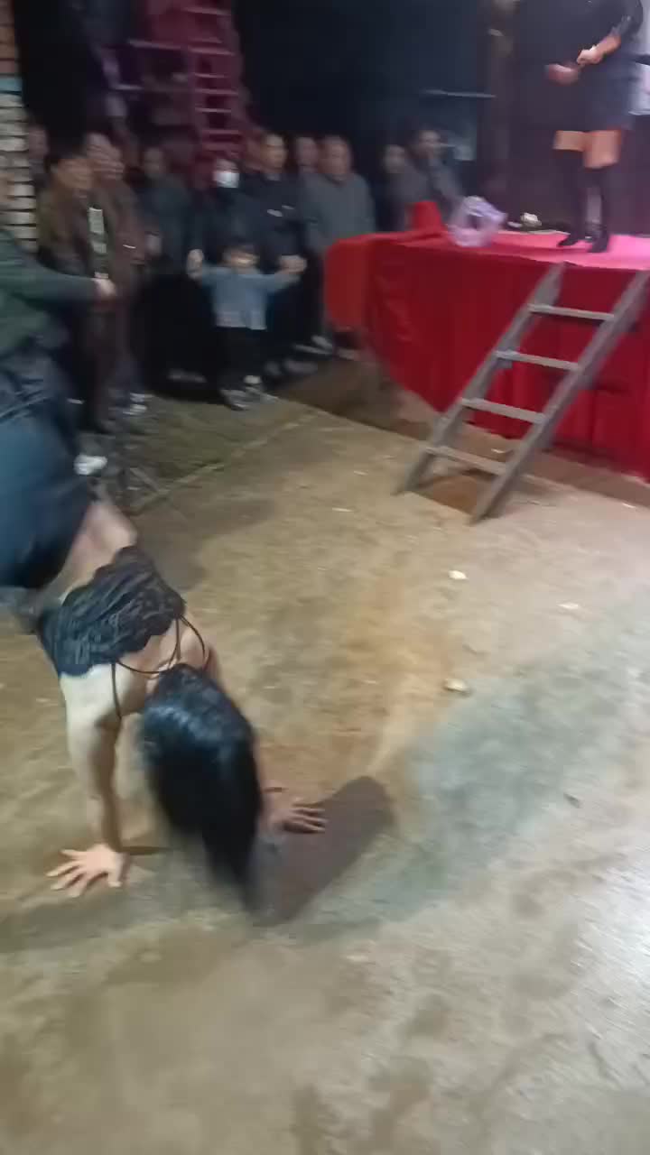 #危险动作请勿模仿 #演出现场 #真功夫 #高手在民间 #演出现场视频