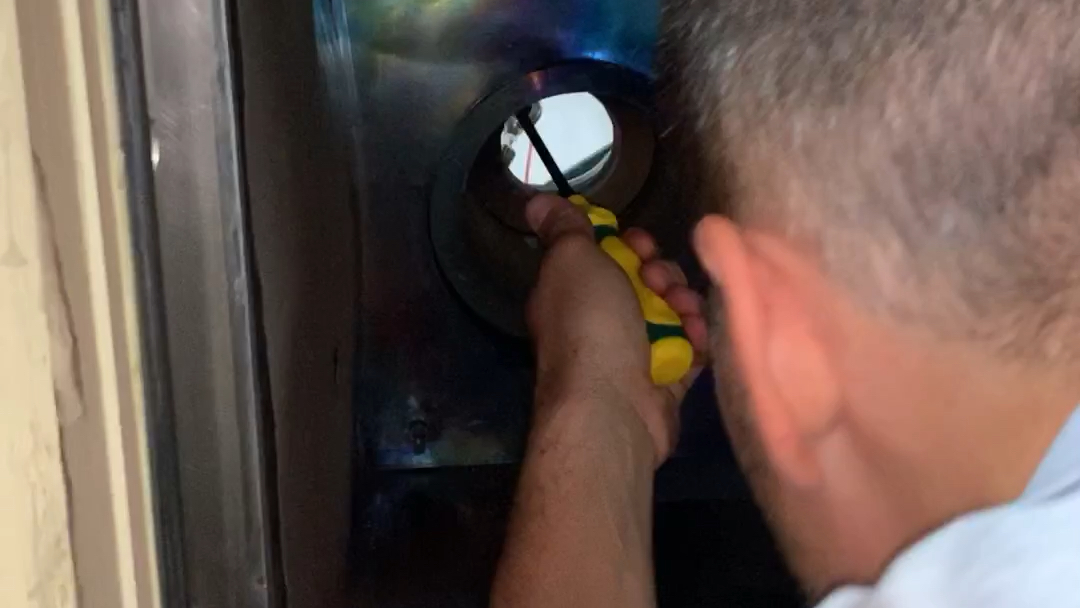 【战斗民族科学家】毛子暴力保养八百万的实验仪器他真是维修不是...