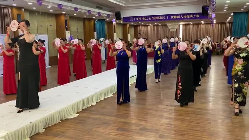 ߇�߇�全国旗袍组委会主办!模特协会联合主办【蒲城赛区