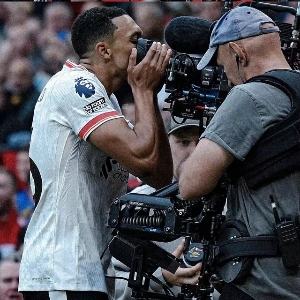 安菲尔德路废旧冰箱 