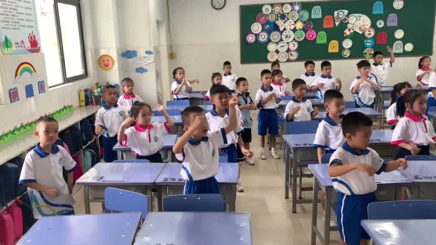 #少年强则国强 手语操《国家》#可爱的学生