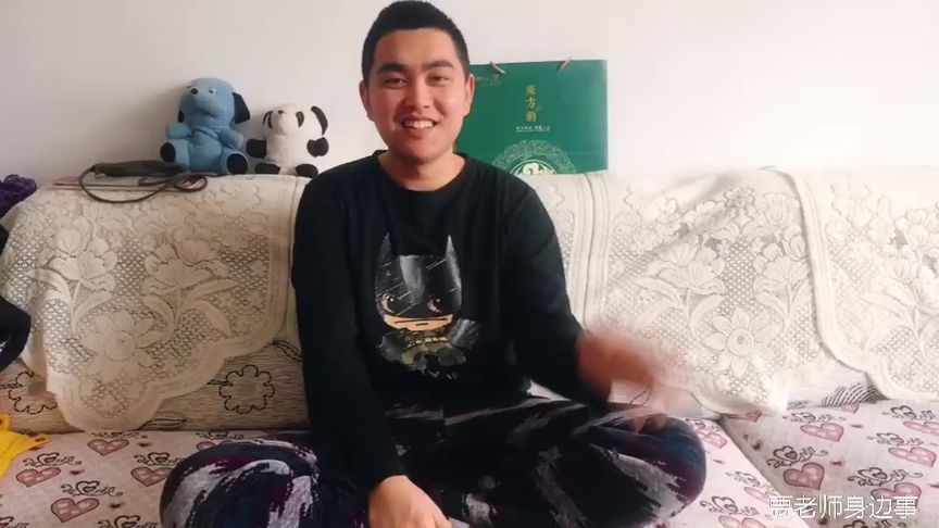 高速免费通行期间,除了免费通行车道可以走,可以走ETC车道吗?