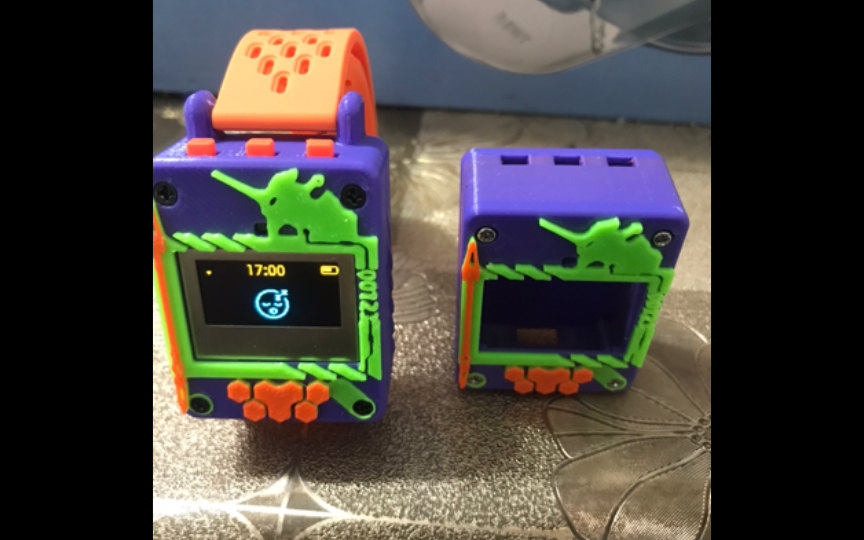 EVA风格 小智Ai机器人(虾哥) deepseek 豆包