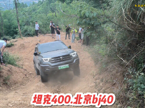 新能源vs传统燃油硬派越野谁的表现更出色