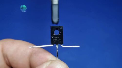 才知道三极管电路这样电机不用脉宽调制就能对电机调速