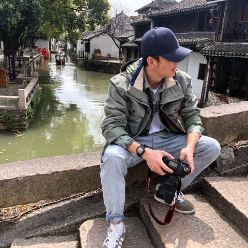 房车路上乐悠悠 