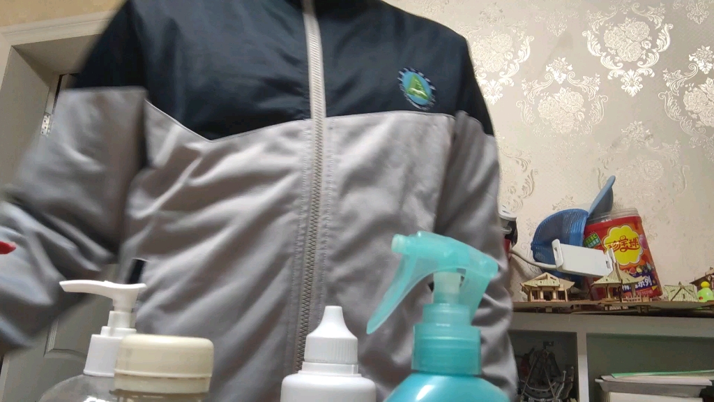 实验--生活中以升和毫升作为单位的东西#3