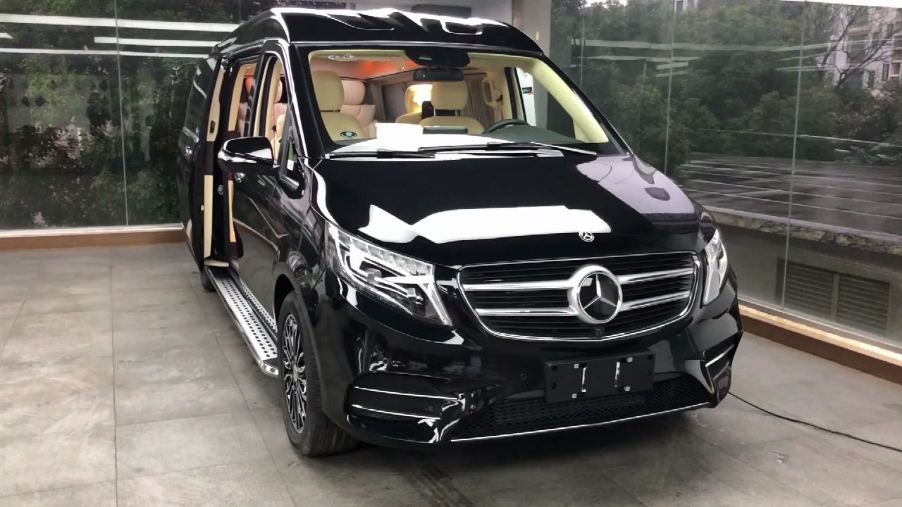 上海奔驰V260商务车_松江区奔驰授权经销商介绍