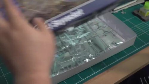 揭秘玩具工厂流水线!实拍模型从0到批量生产全过程,震撼你的认知!