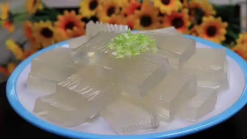 新年必备!猪皮冻免水熬制秘技公开,口感鲜香弹牙别错过