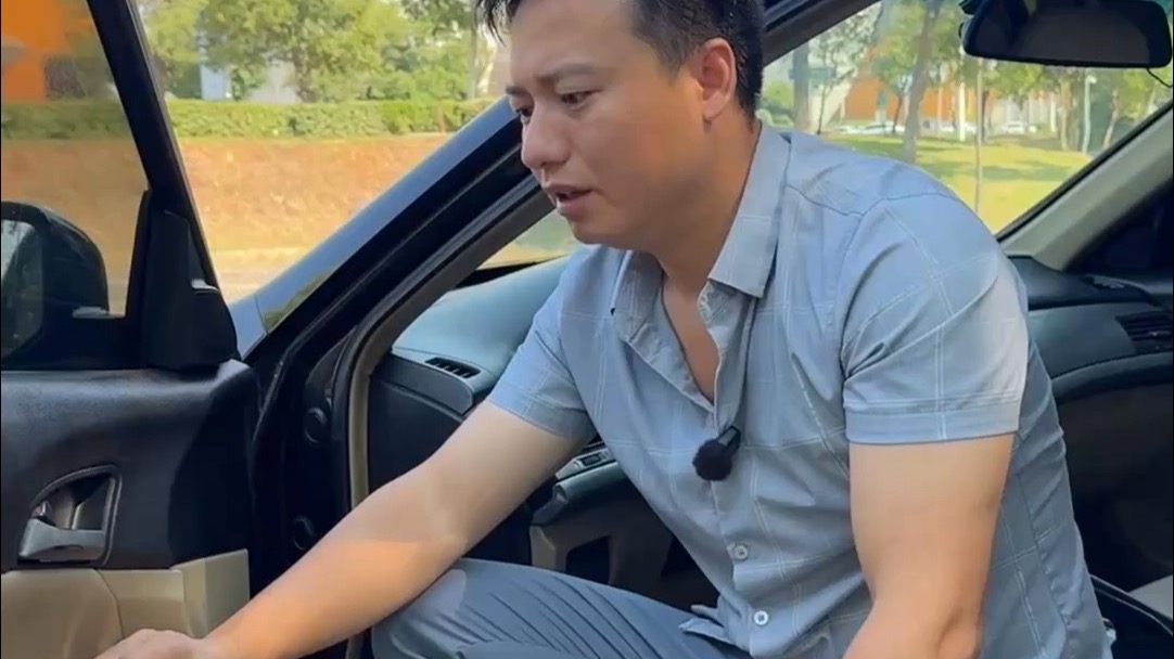 教你如何自己更换汽车车窗玻璃升降器电机!