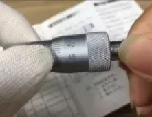 机械三点内径千分尺读数及置零