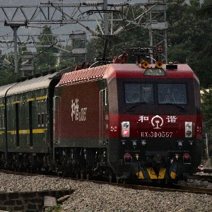 德州客站HXD3D0557 