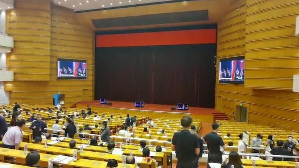 委员vlog看两会|政协会议以视频发言的形式召开