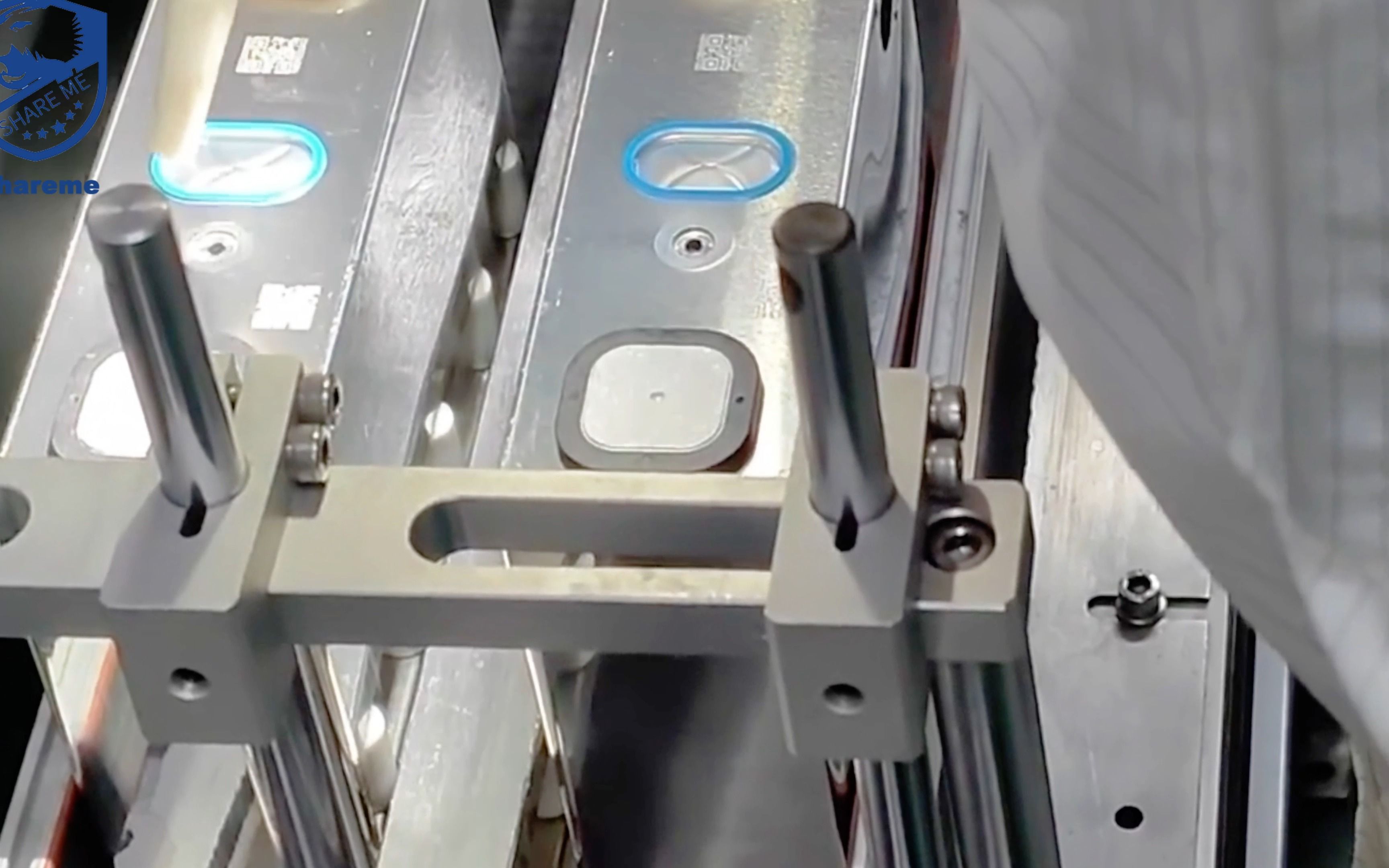 锂离子电池注液口结晶电解液的清洁方法用干冰清洗机快速清洗