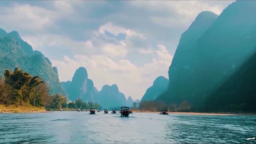 桂林历史文化名城,号称西南会府拥有奇山秀水,更是万年智慧圣地
