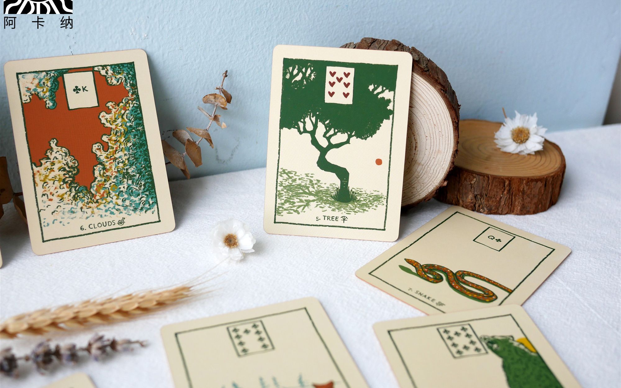 【开箱测评】棱镜塔罗牌作者最新力作--青色符文利诺漫,使用方法超棒!