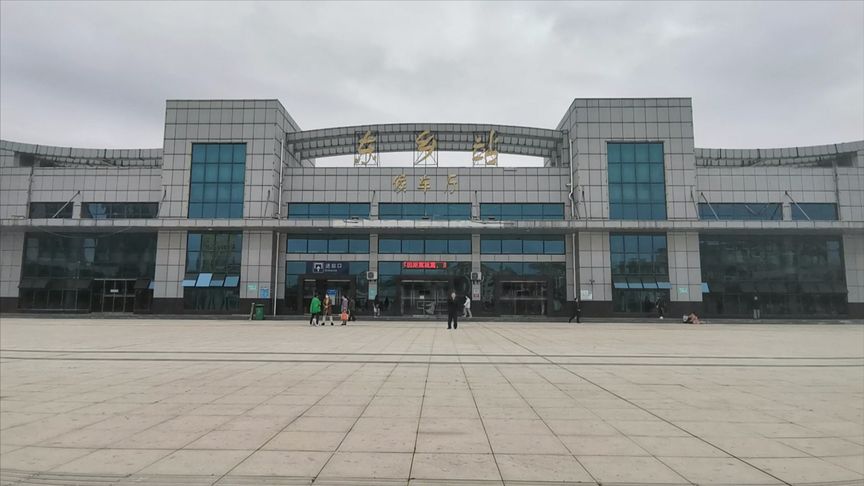 实拍抚州市东乡火车站,曾经的县城火车站,交通比抚州站方便很多
