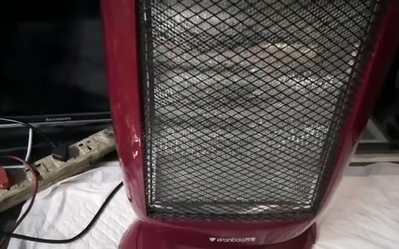 电暖器不通电不发热,很简单,师傅教你用一把螺丝刀就能修好