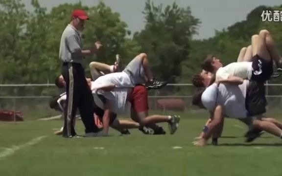 罗麦《 死亡爬行 永不言弃》 超感人励志短片短片 ,一个人不成功是...