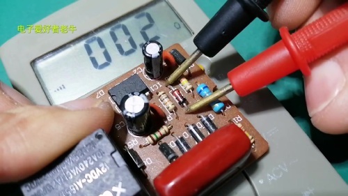 稳压二极管击穿损坏又买不到同型号解决办法
