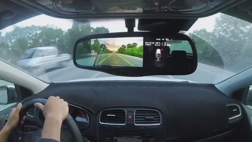 加装了防碰撞预警 上路试试效果