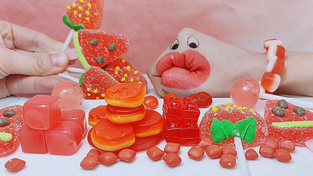 趣味糖果,今天吃10种不同的红色糖果